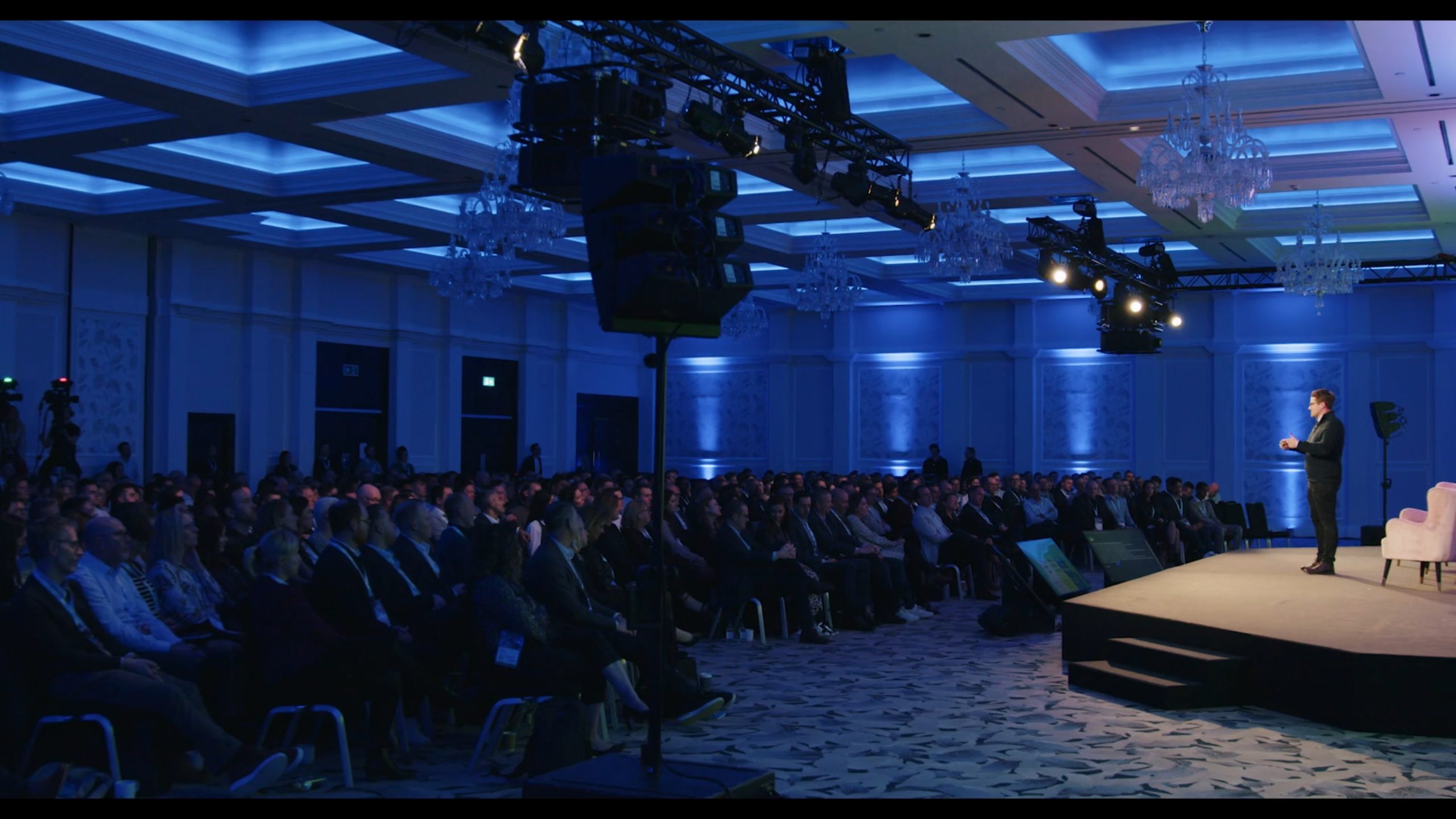 EVENT MANAGEMENT - V-EX Events