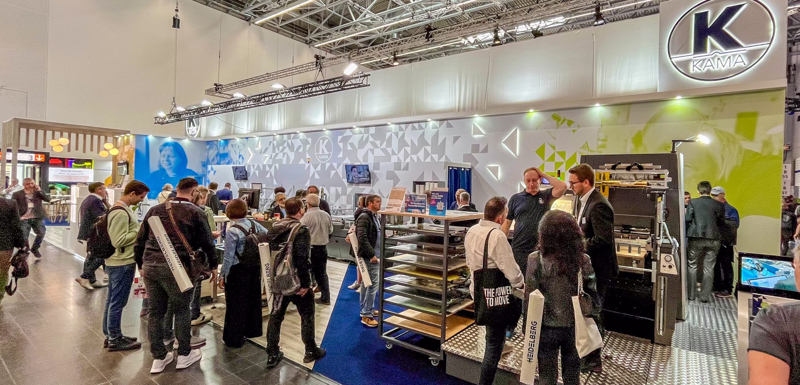 KAMA Gmbh - DRUPA Exhibition Stand - V-EX Events